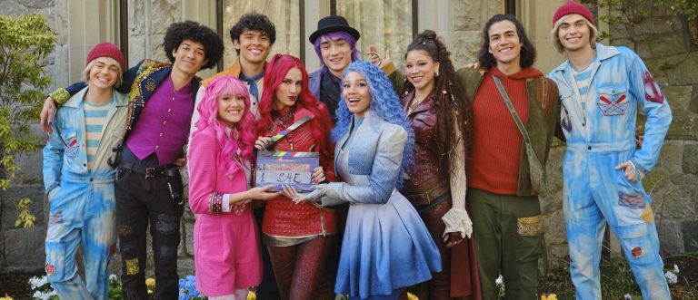 The New Trailer For “Descendants: Wicked Wonderland” Drops Down The ...